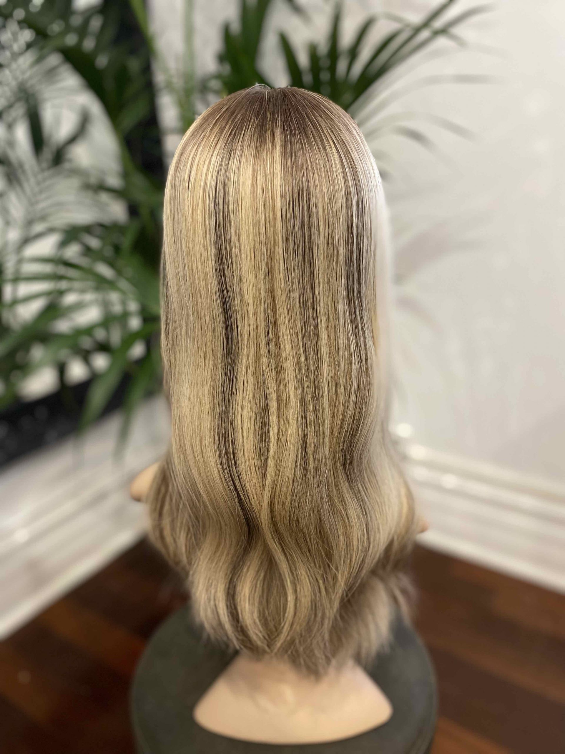 Daisy Euro Topper 22" - The Australian Wig Company